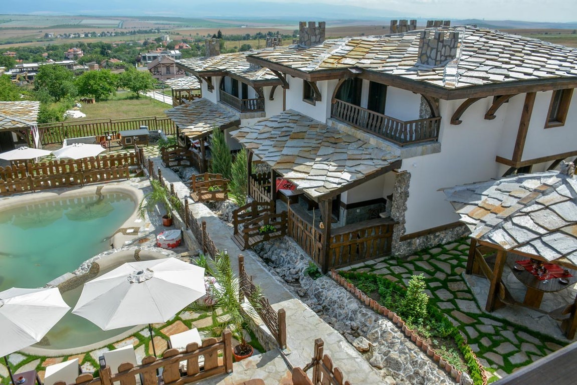 Комплекс Старите къщи - село Медово, Община Поморие