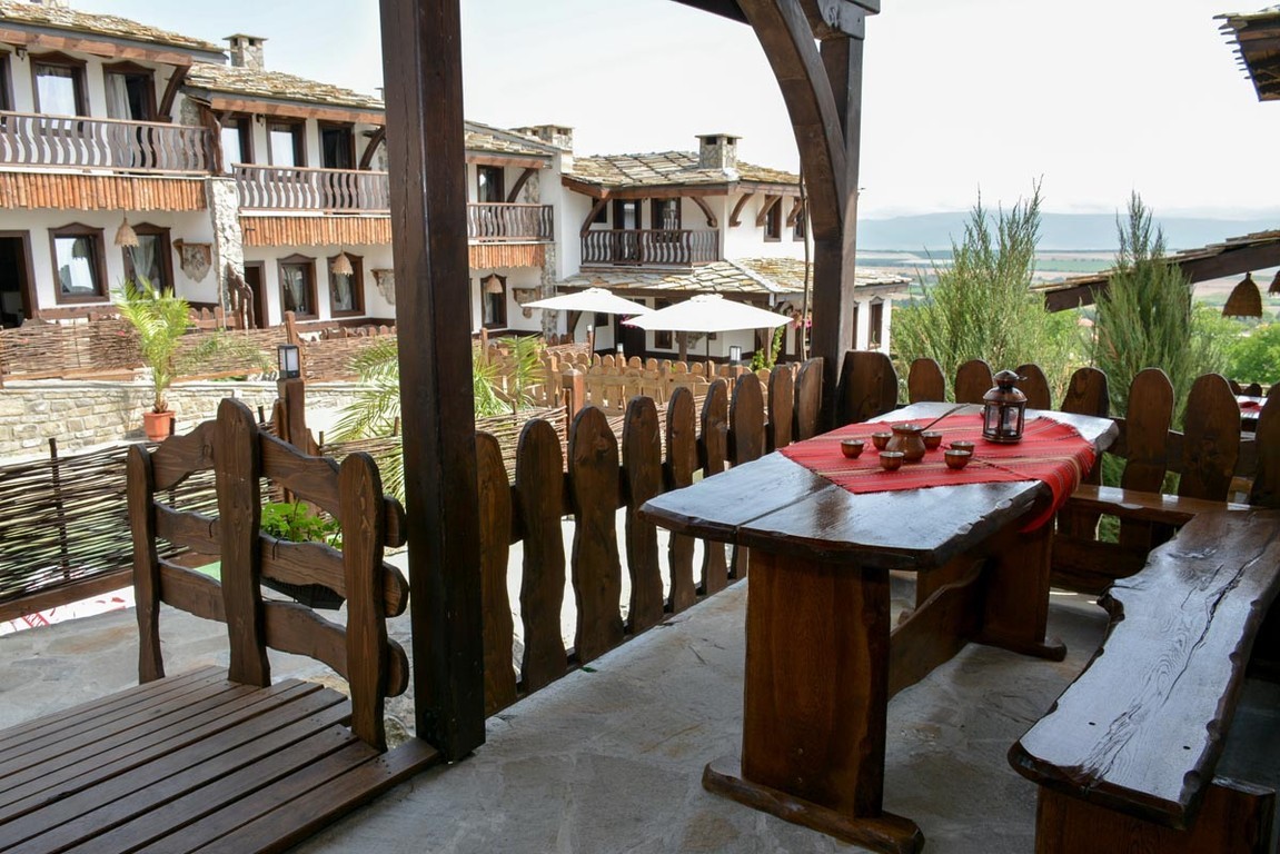 Комплекс Старите къщи - село Медово, Община Поморие