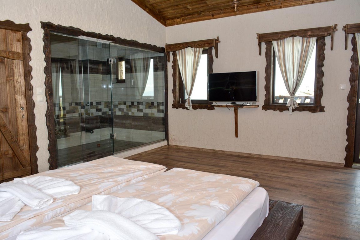 Комплекс Старите къщи - село Медово, Община Поморие